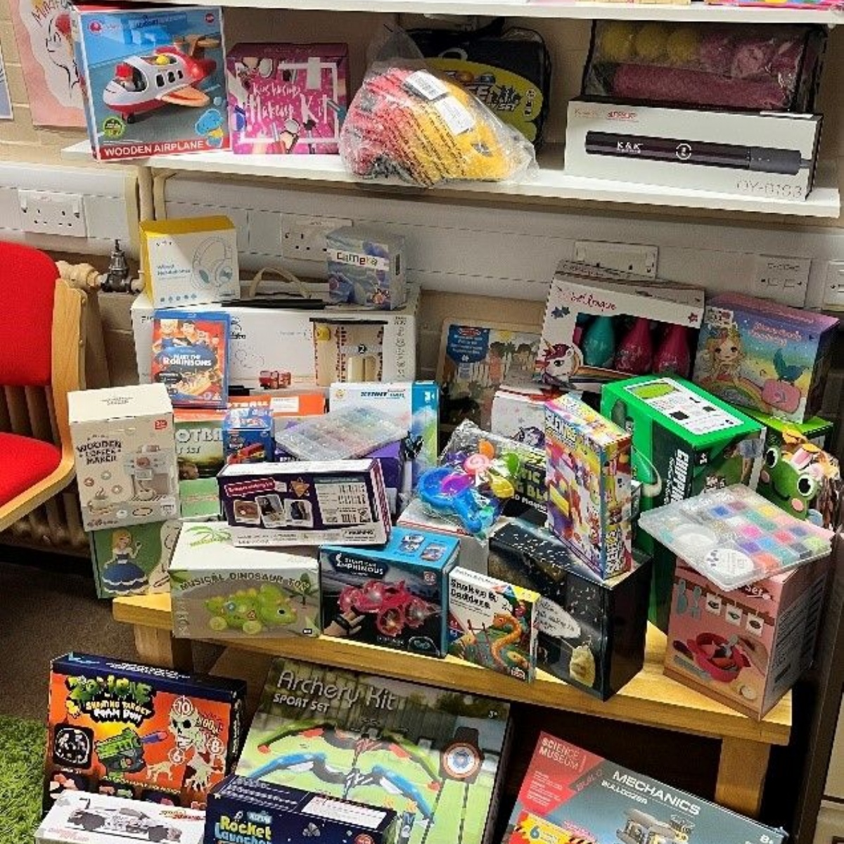 Stepgates Community School - The Salvation Army Christmas Gift Appeal